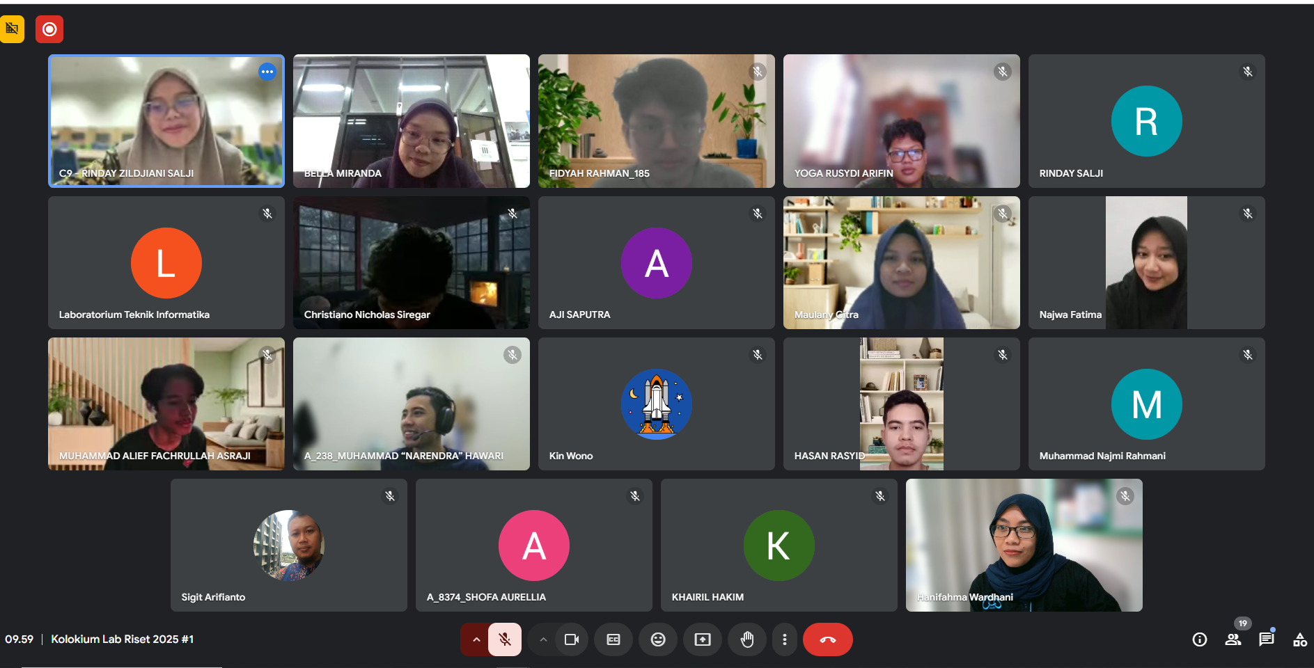 Kolokium Lab Riset 2025 #1: Menyajikan Wawasan dalam Penelitian Machine ...